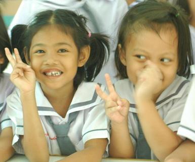 Dhammajarinee Witthaya Girl’s School,Thailand - Global Projects for Peace